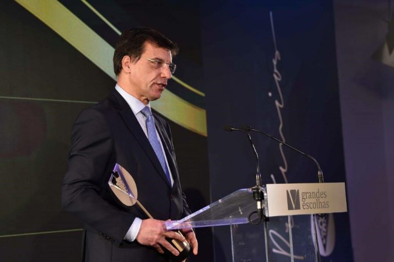 Falua reçu le prix "Entreprise de l'Année" du magazine « Grandes ...